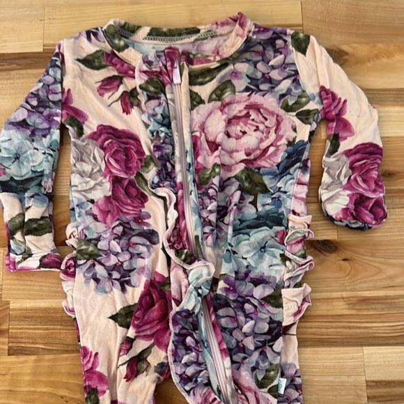 Posh Peanut | Pajamas | Posh Peanut Monroe Newborn Footed Sleeper ...